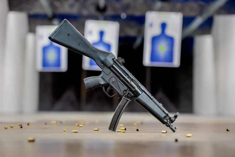 Shoot a Full-auto MP5 in Las Vegas | The Range 702